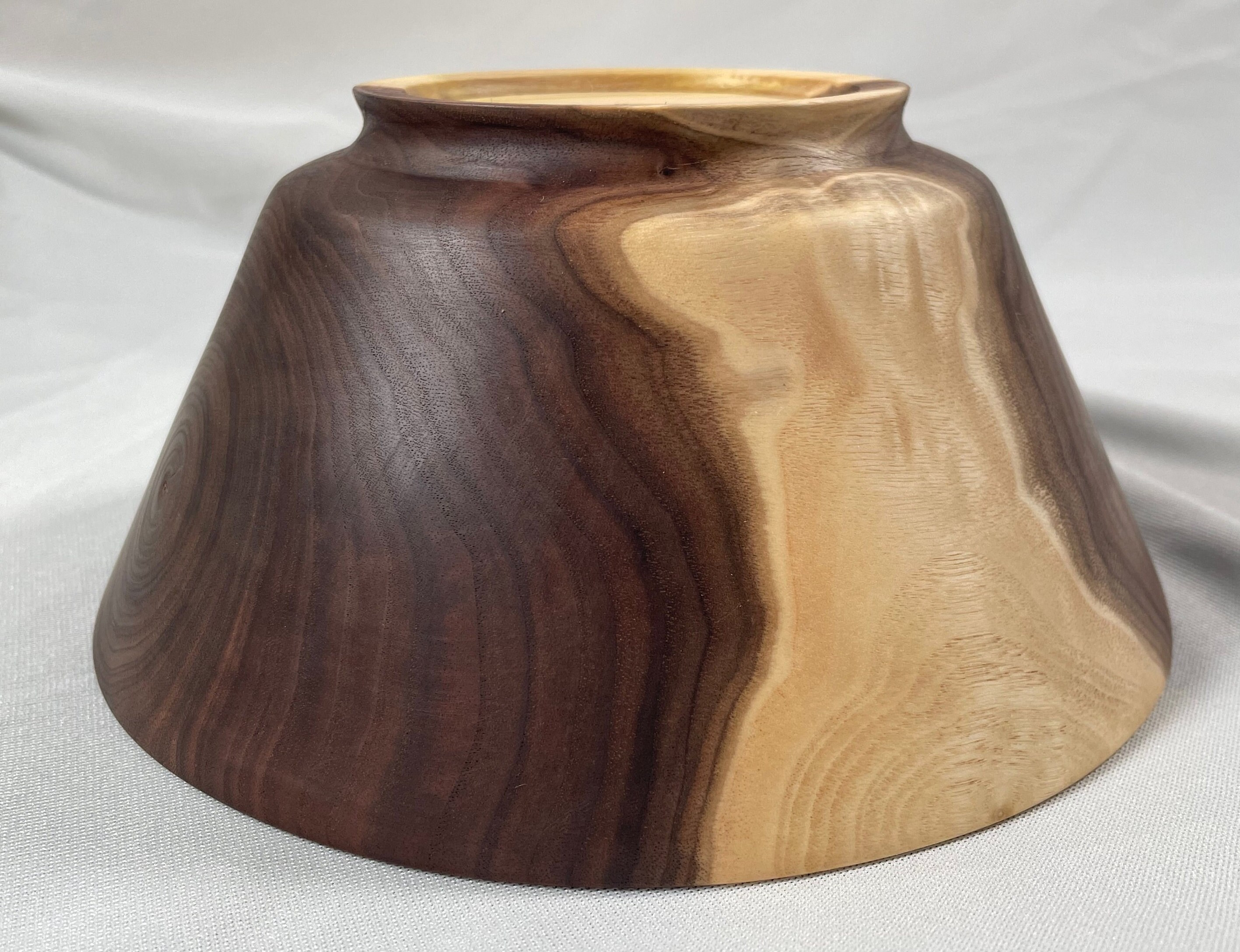 Handmade Walnut Bowl 32486 - Etsy