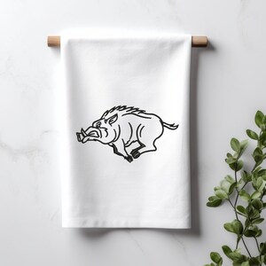 Boar Embroidery Design | Wild Boar DST File | Running Boar PES Files ...