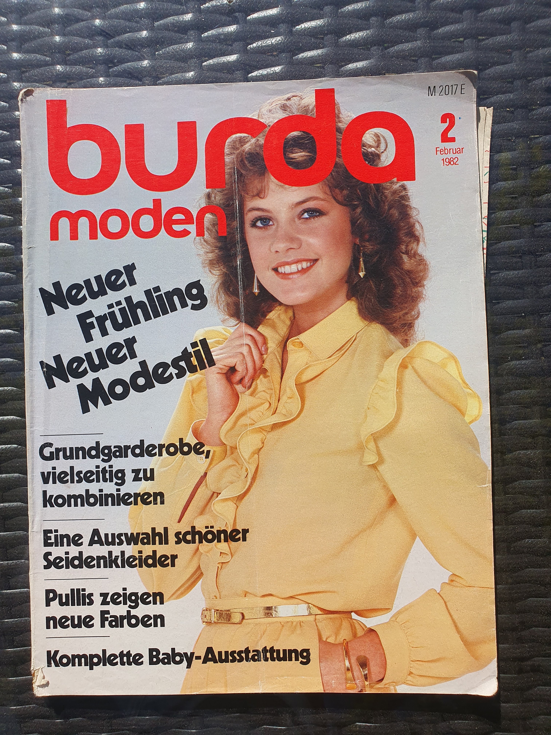 1982 Burda Moden Fashion Magazines in German Language - Etsy