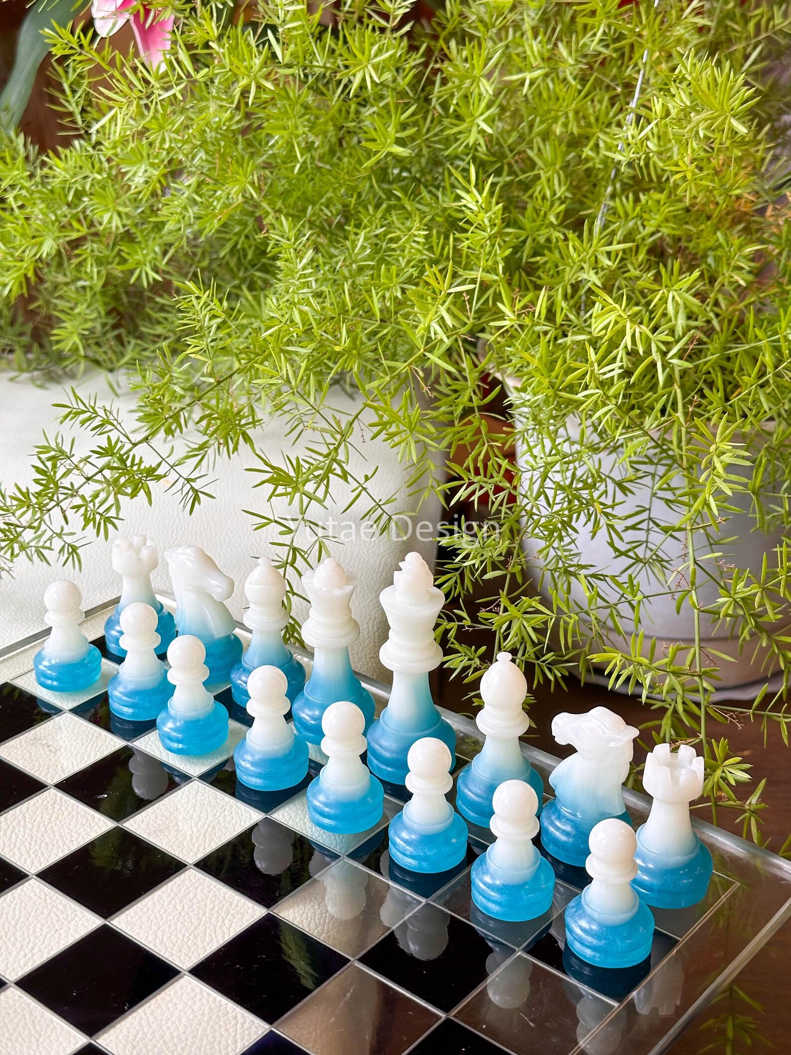 Resin Chess Set, Handmade Chess Pieces, Colorful Chess Set, Modern ...