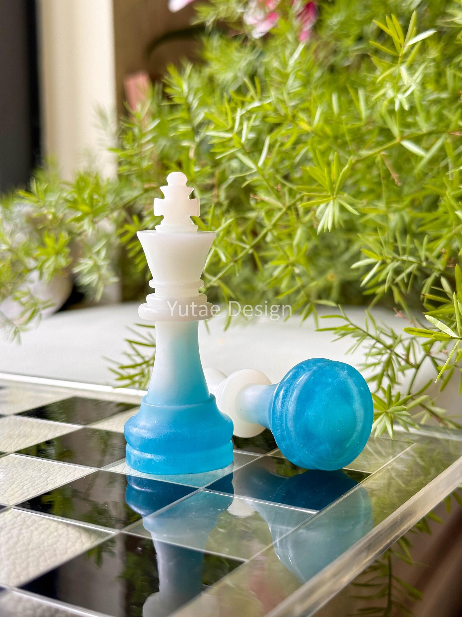 Resin Chess Set, Handmade Chess Pieces, Colorful Chess Set, Modern ...
