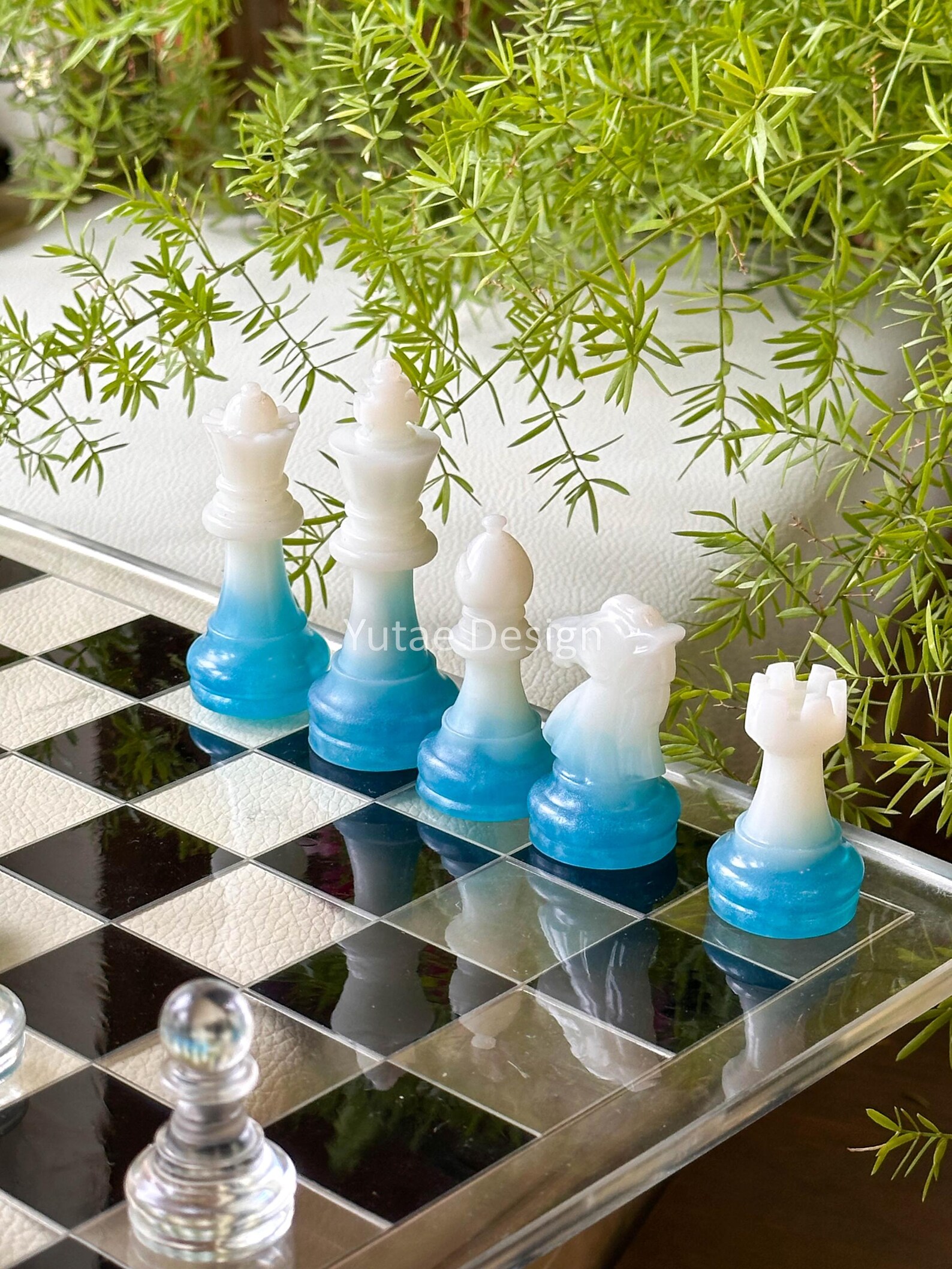 Resin Chess Set, Handmade Chess Pieces, Colorful Chess Set, Modern ...