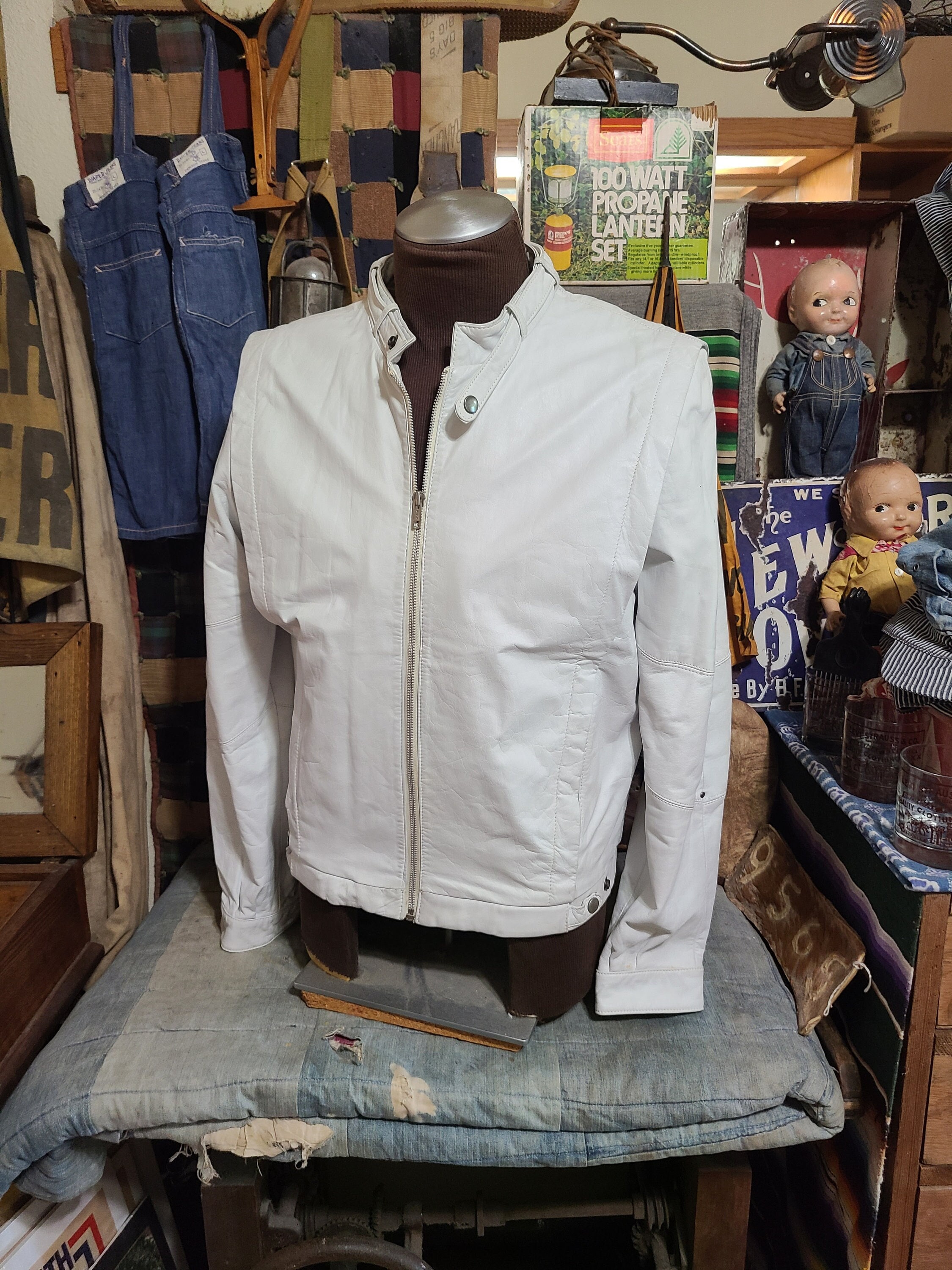 Guido Chess King Clothes