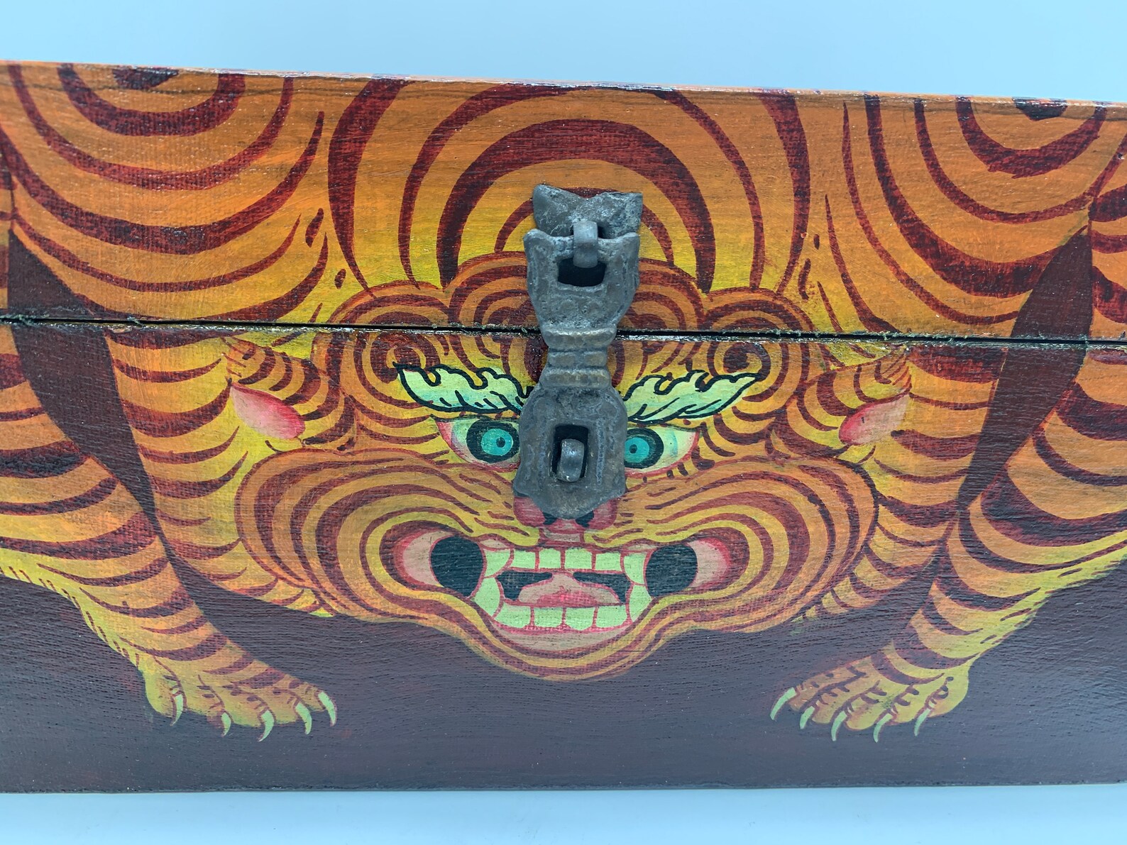 Traditional Tibetan Tiger Skin Box. Painted Tiger Skin. Hand Made Box ...