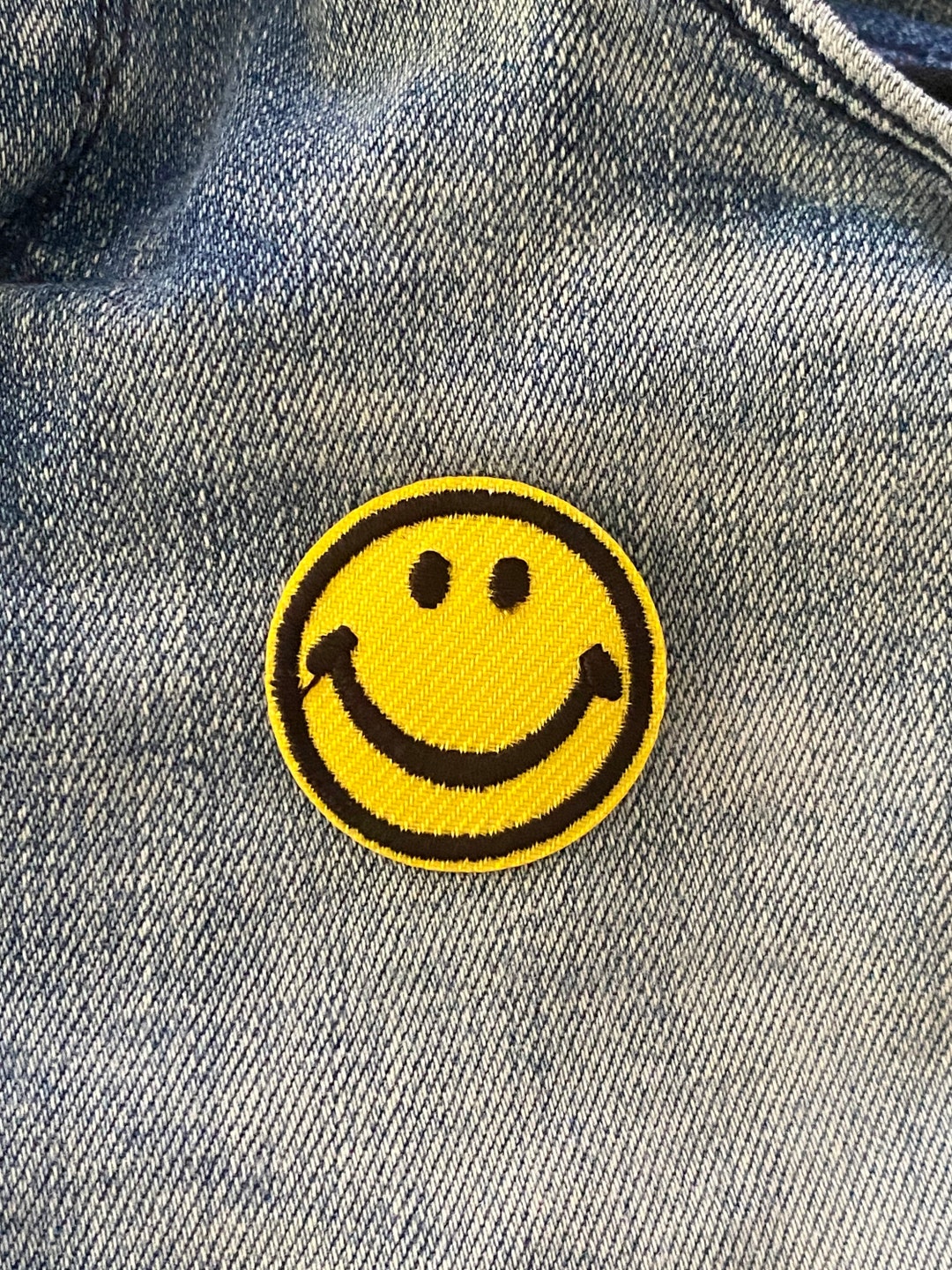 Iron on Patch Smiley Face Patch Hippy Retro Denim Jacket Patch Festival ...