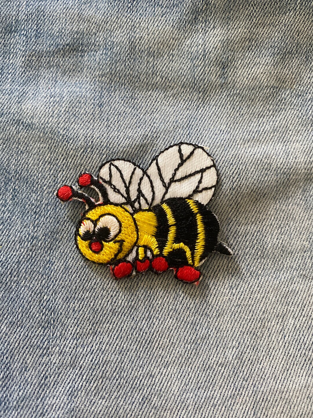 Honey Bee Iron on Patch, Bumble Bee Insect Embroidered and Appliqué ...