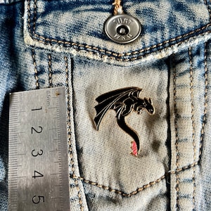 How to Train Your Dragon TOOTHLESS Enamel Pin Cute Pins Button ...