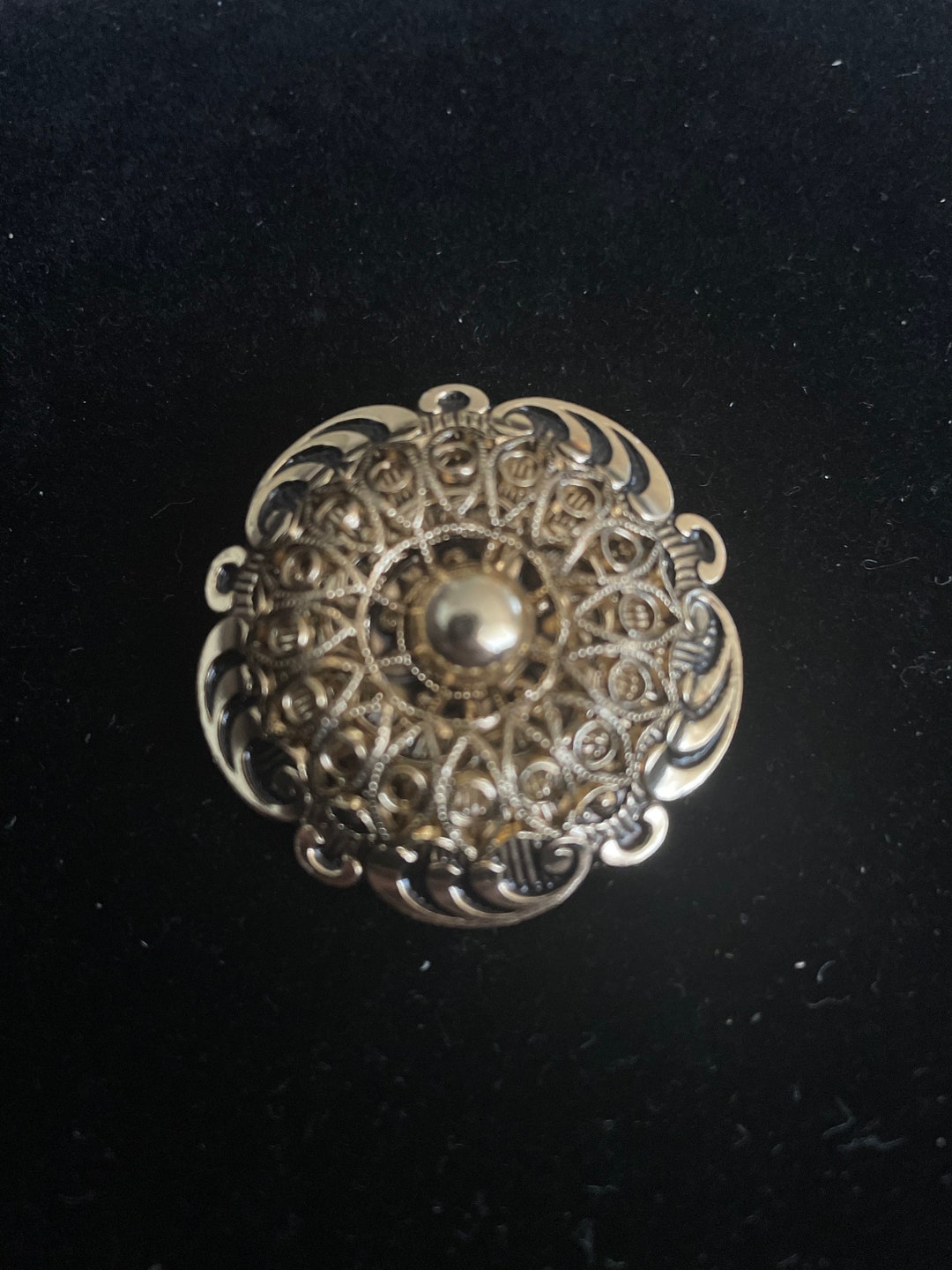 W. Germany Broche écharpe dorée. - Etsy France