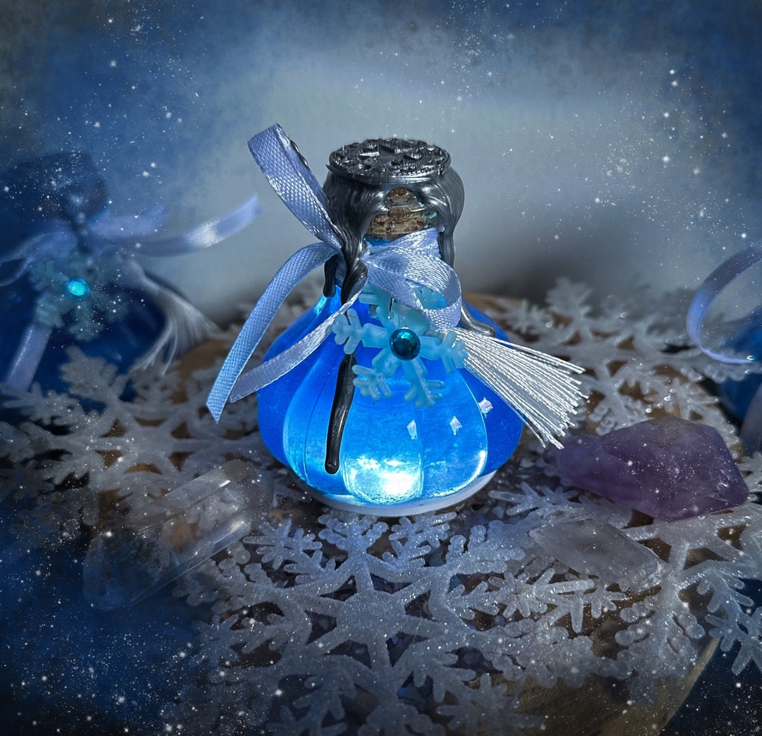ICE MAGIC GLOWING POTION / Ice Potion Bottle With Led Lights / Glow in ...