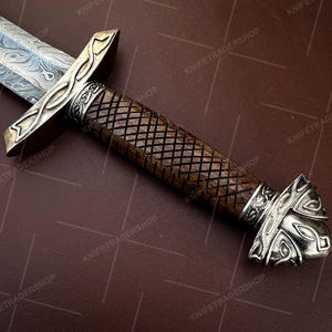 Handmade Damascus Steel Sword - Unique Christmas Gift for Him ...