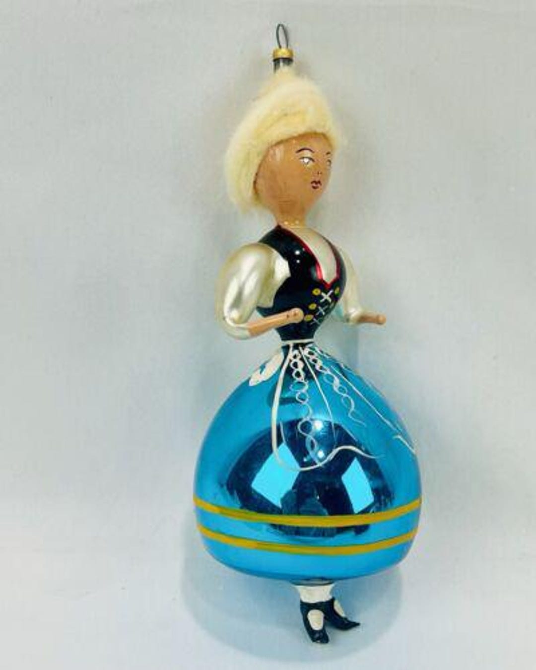 Vintage De Carlini Dutch Girl German Beer Maid Kellner Glass Christmas ...