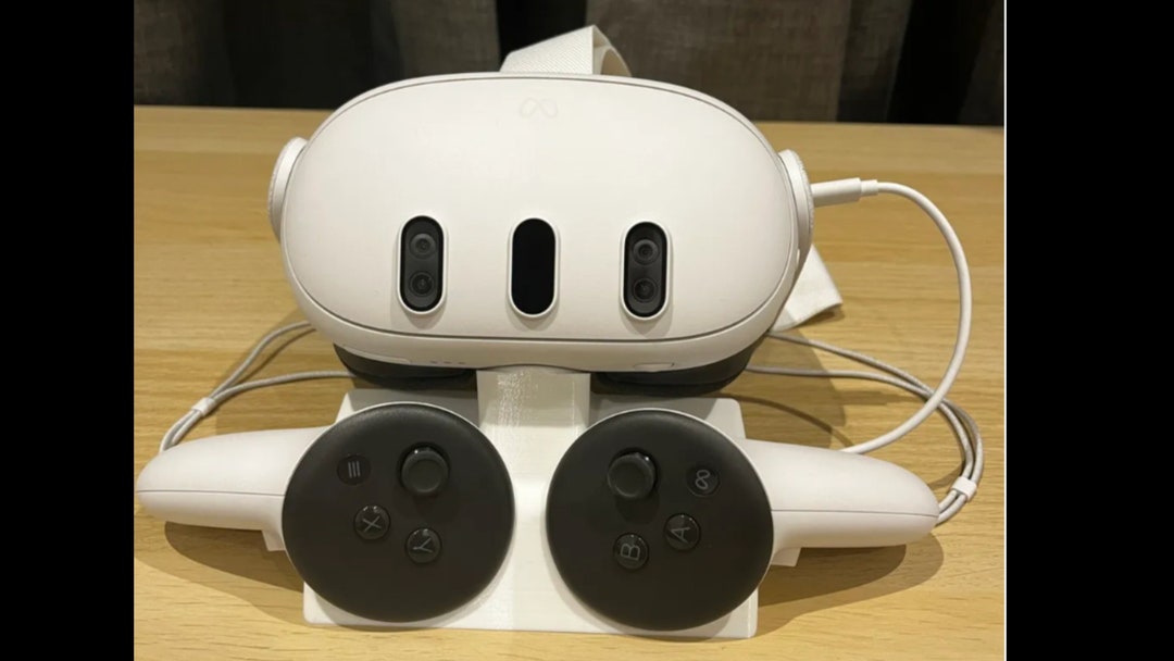 VR Oasis: Elegance Stand for Quest 3 Headset - Etsy