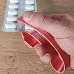 Easypill Puncher: Effortless Pill Opening Aid - Etsy