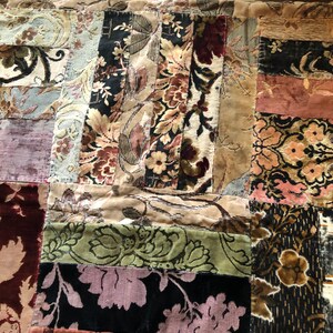 Vintage Brocade Quilt - Etsy