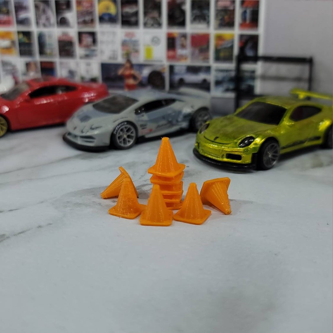 50x Mini Traffic Cones ; One Tone 1/64 Cones - Etsy