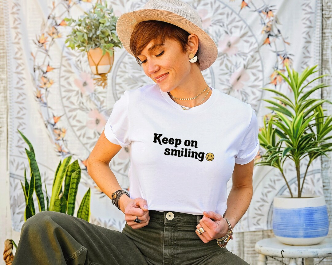 Keep on Smiling Shirt, Smiley Face T-shirt, Happy Face Shirt, Smiling ...