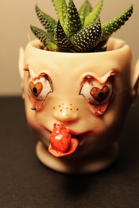 Indoor Planters Weirdy/Creepy Big Eye Vampire Plant Pot Home & Living ...