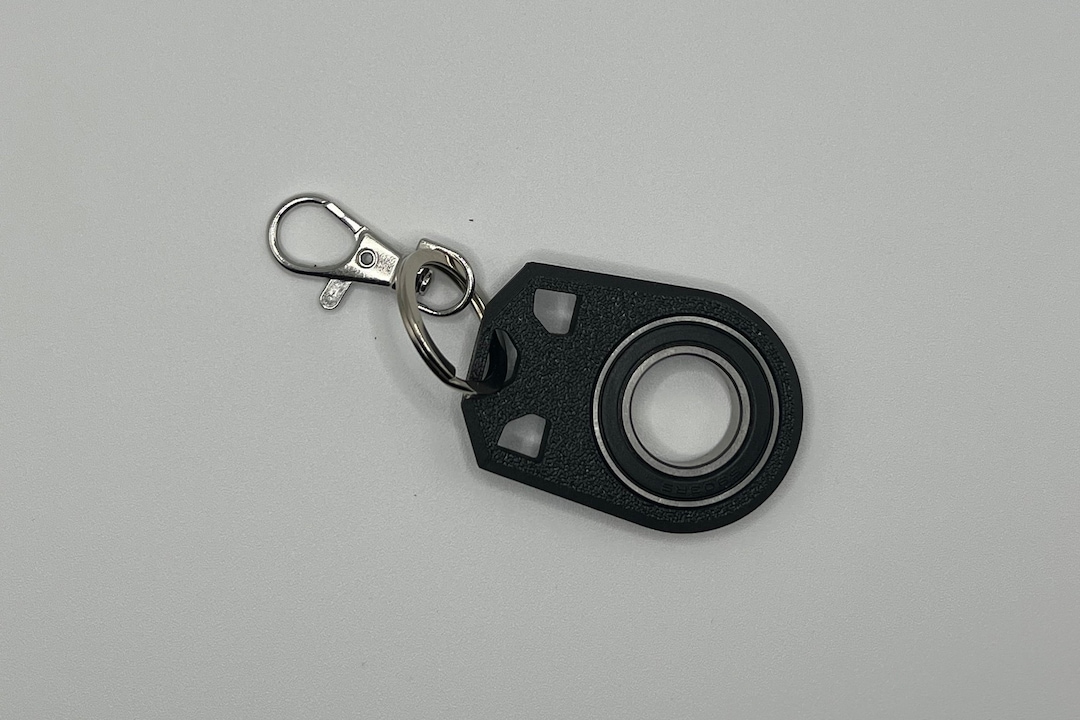 Keyrambit/flipkey | Fidget Keychain Spinner - Etsy