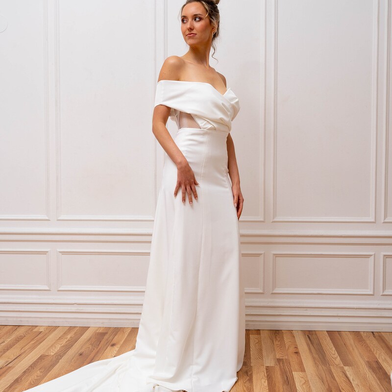 Gathered Neckline - Etsy