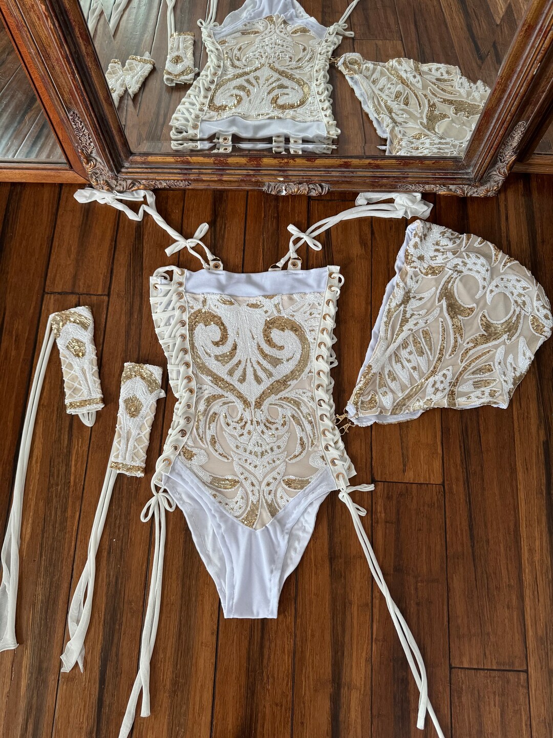 RTS Sizes/m White/gold Princess Playsuit With Detachable Hood, and Arm ...