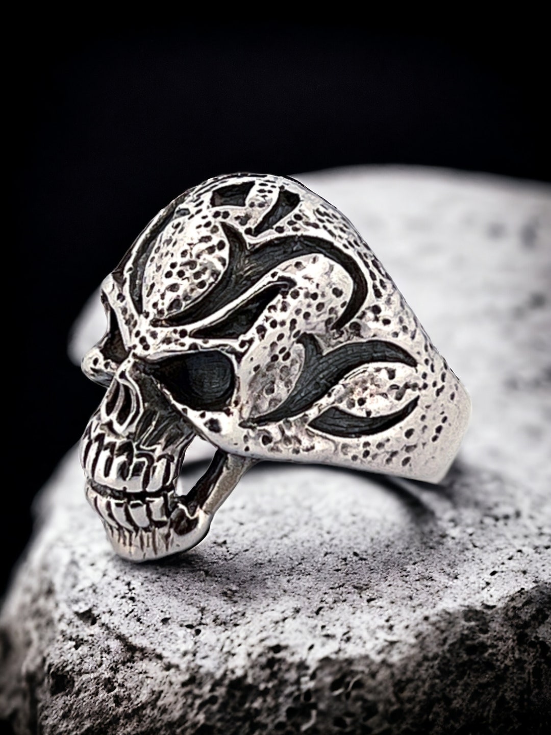 Large Skeleton Skull Ring in Solid Silver, Gothic Ring, Halloween Ring ...