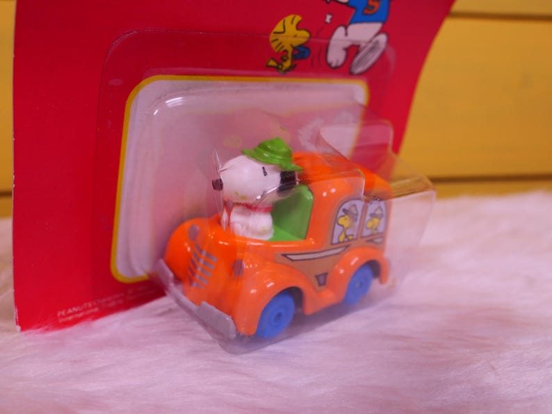 Vintage 1971 Peanuts Snoopy Station Wagon Toy Retro in Packaging ...