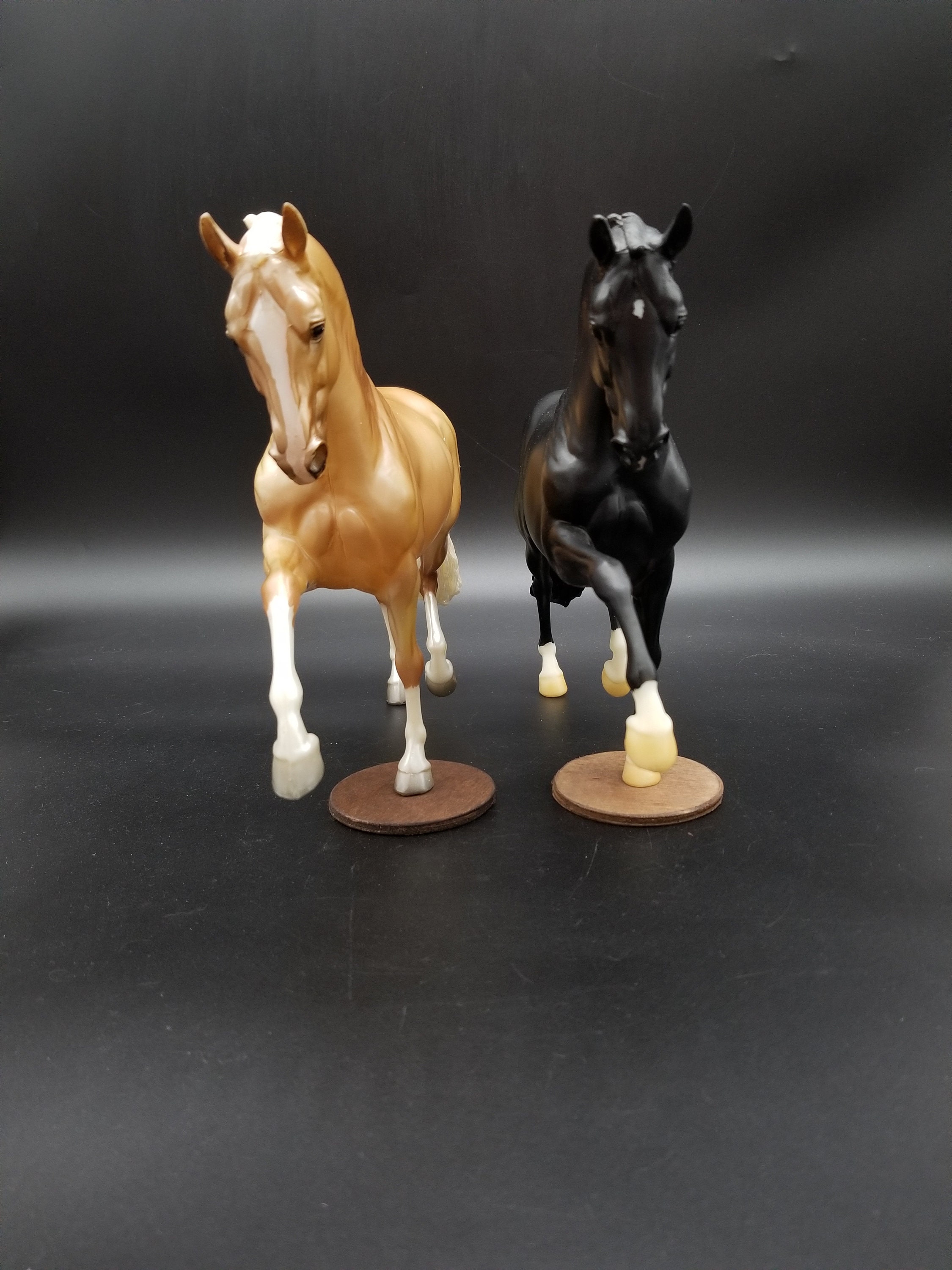 Huckleberry Bey Totilas Salinero Wooden Stand With Metal Peg - Etsy