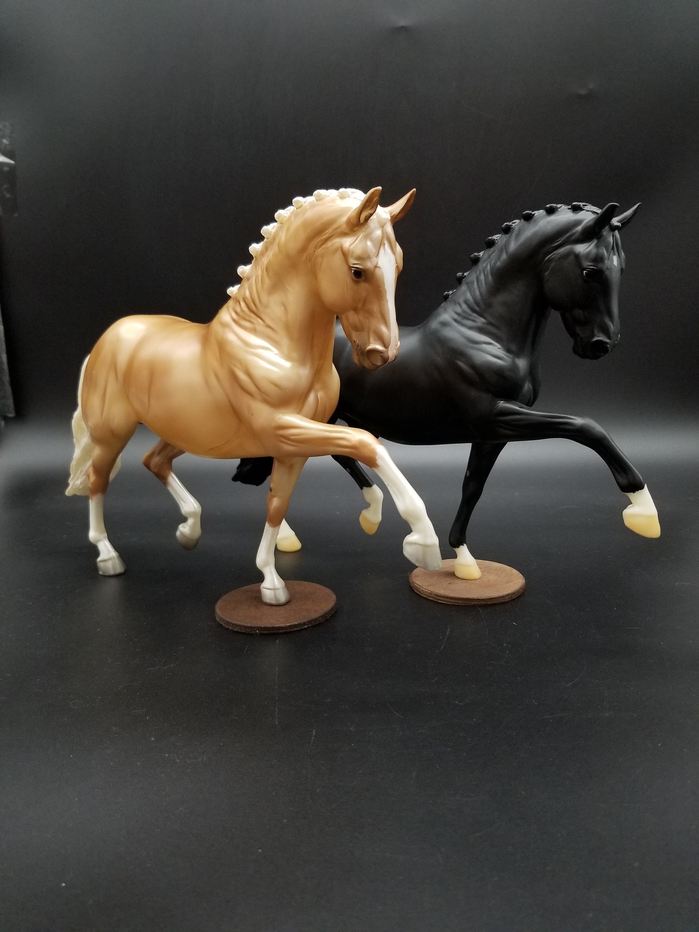 Huckleberry Bey Totilas Salinero Wooden Stand With Metal Peg - Etsy