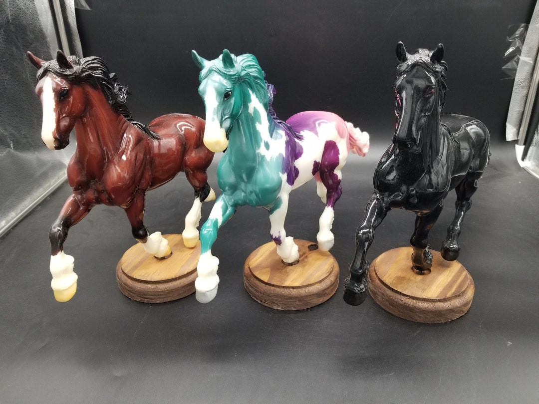 Round Base Style Breyer Goffert Stand - Etsy