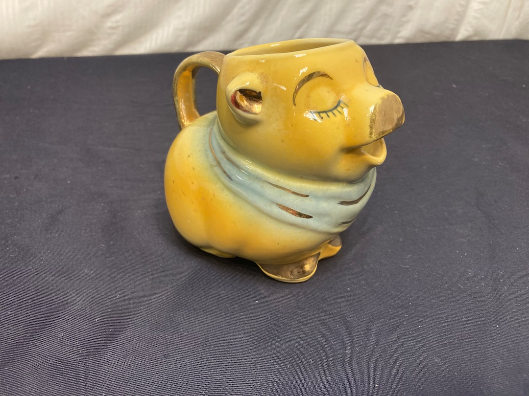 Vintage Adorable Shawnee Pottery Smiley Pig Creamer W Clover #86 Yellow ...