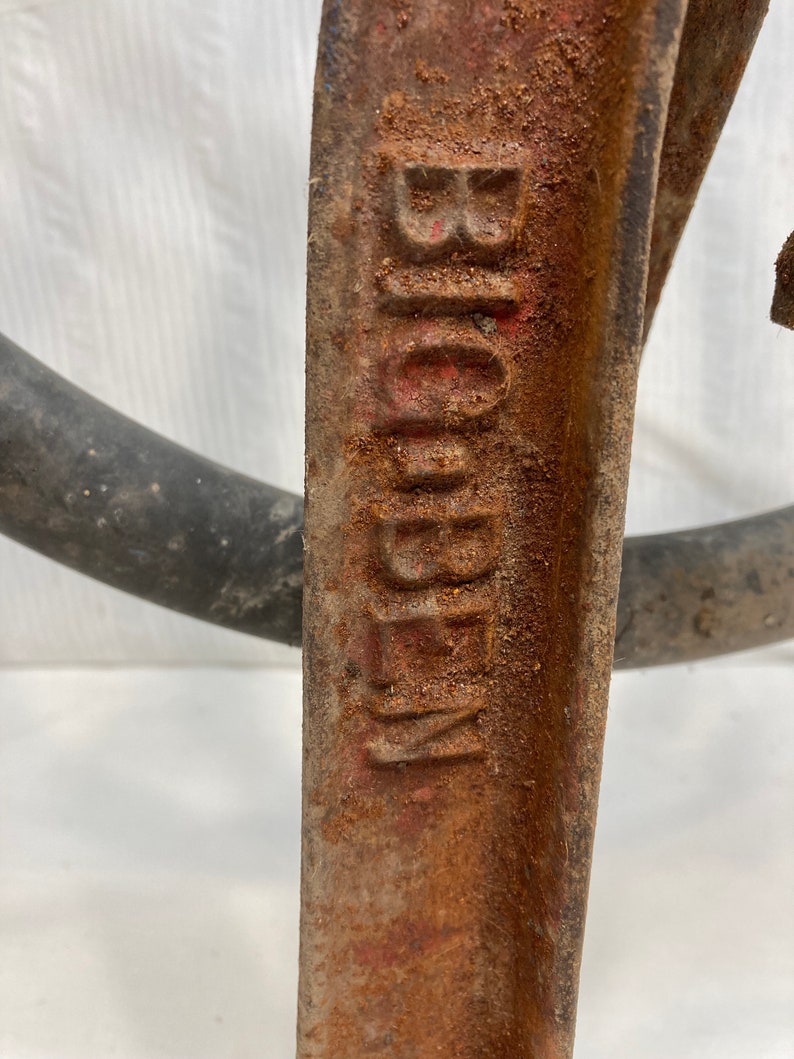 Vintage Big Ben Cast Iron Mount With Bakelite Steering Wheel - Etsy