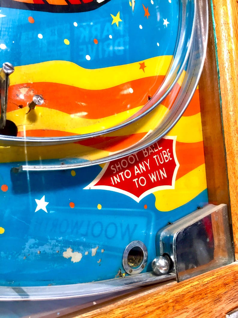 Antique Giant 1950s Oliver Whales Inter-space Arcade Coin Operated ...