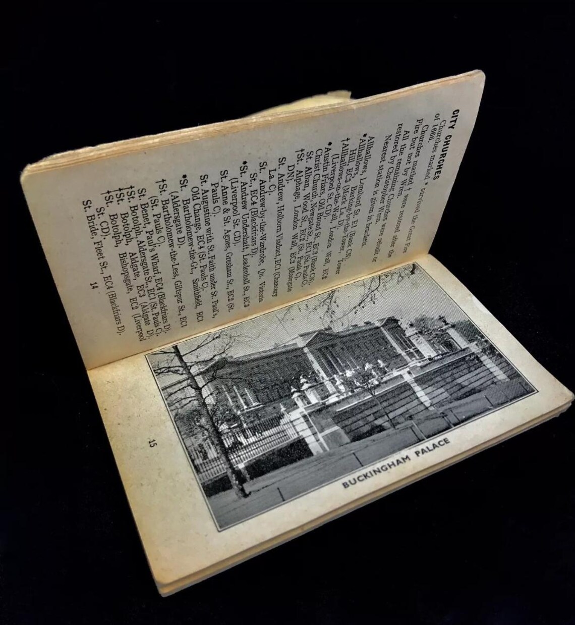 Alexander Gross - the Ideal Guide to London Map Book 1943 / Home Office ...