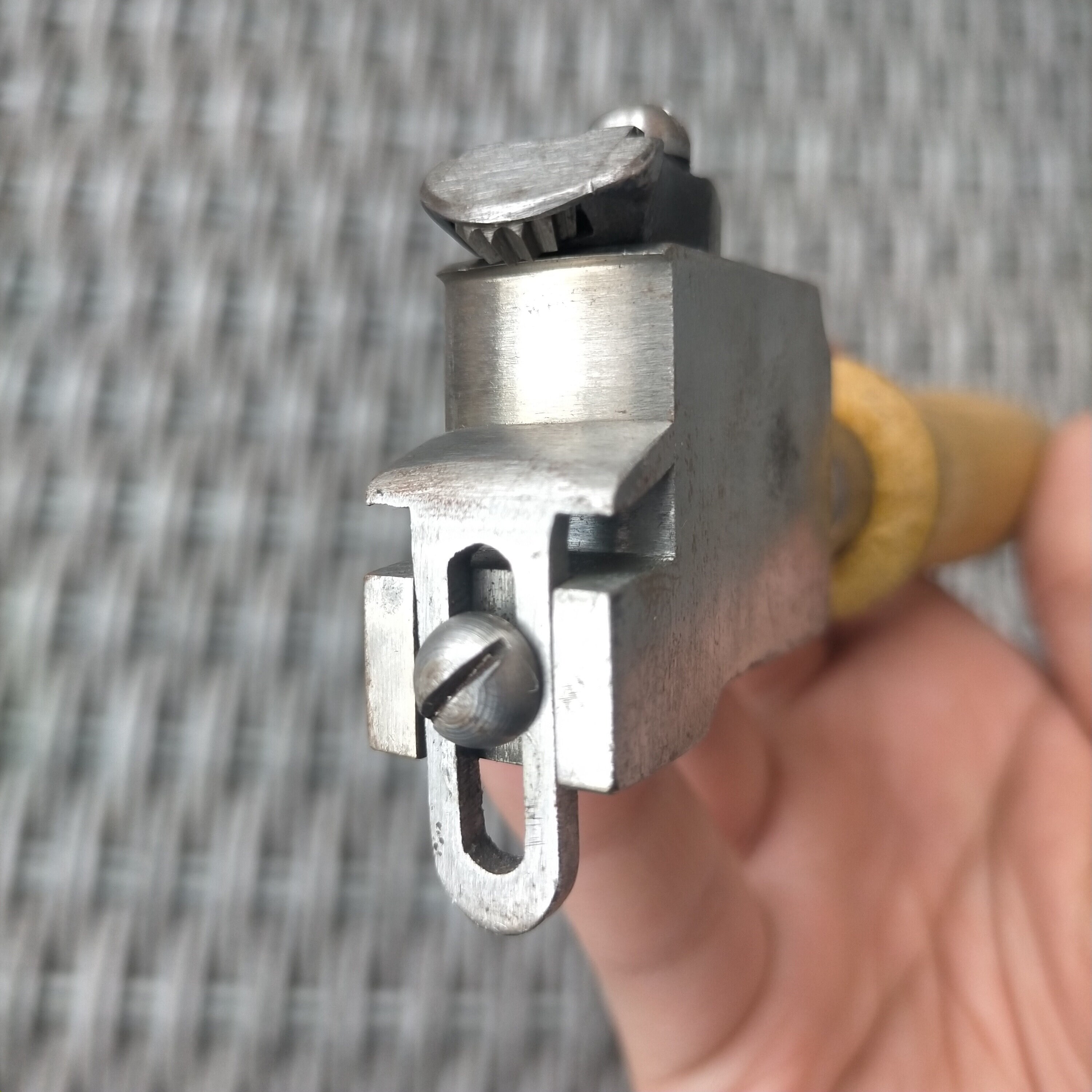 Shoemaking Adjustable Iron With Wheel - Etsy