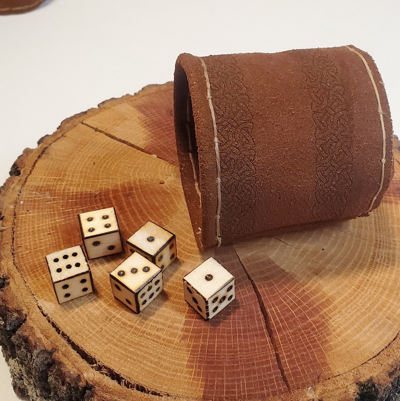 Liars Dice 4 Pack: Tumblers & Dice Set - Etsy