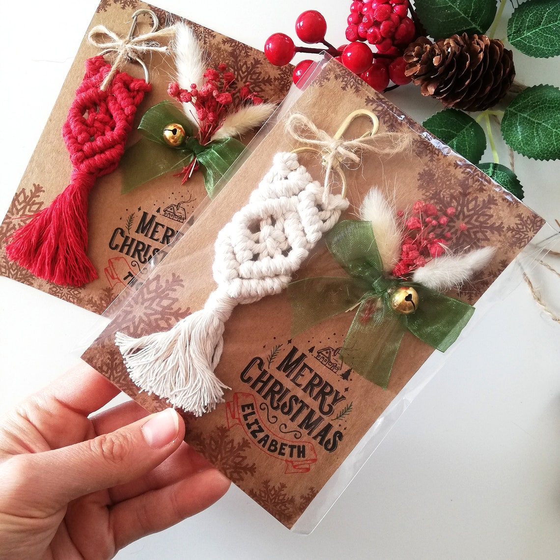 Christmas Macrame Keychain, Merry Christmas Favors, Christmas Cards ...