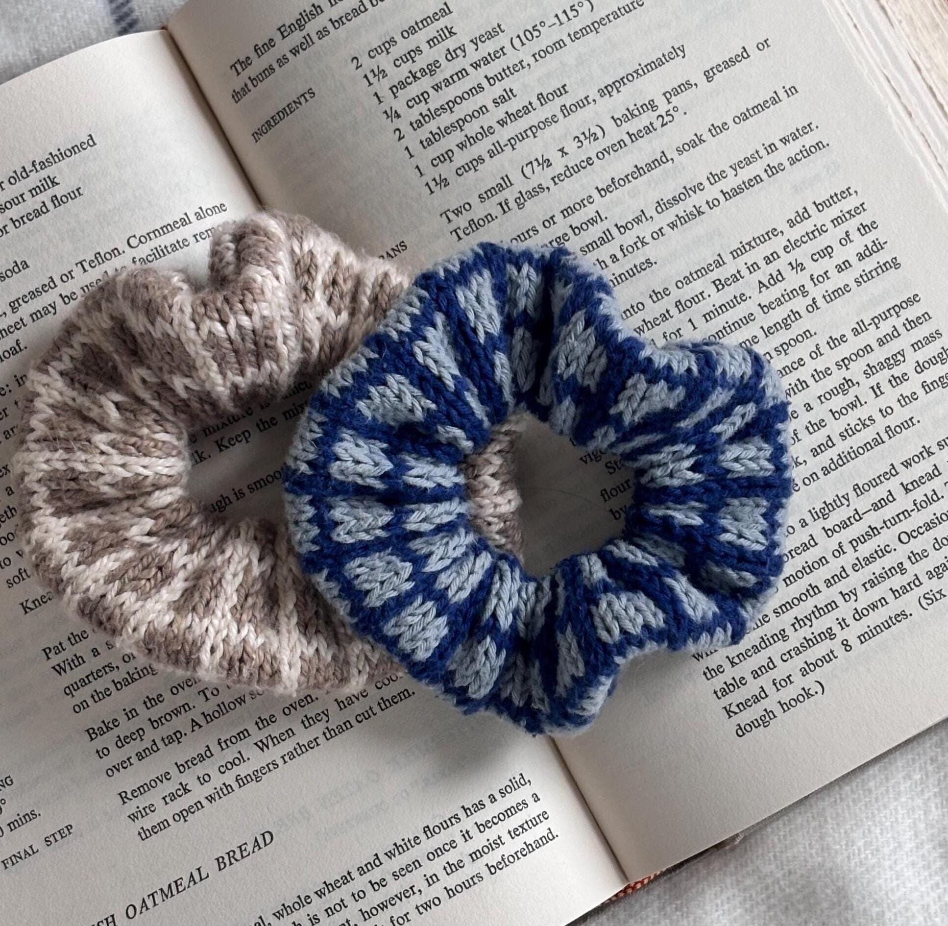 Window-pane Scrunchie PDF Knitting Pattern | Winona Scrunchie, Knit ...