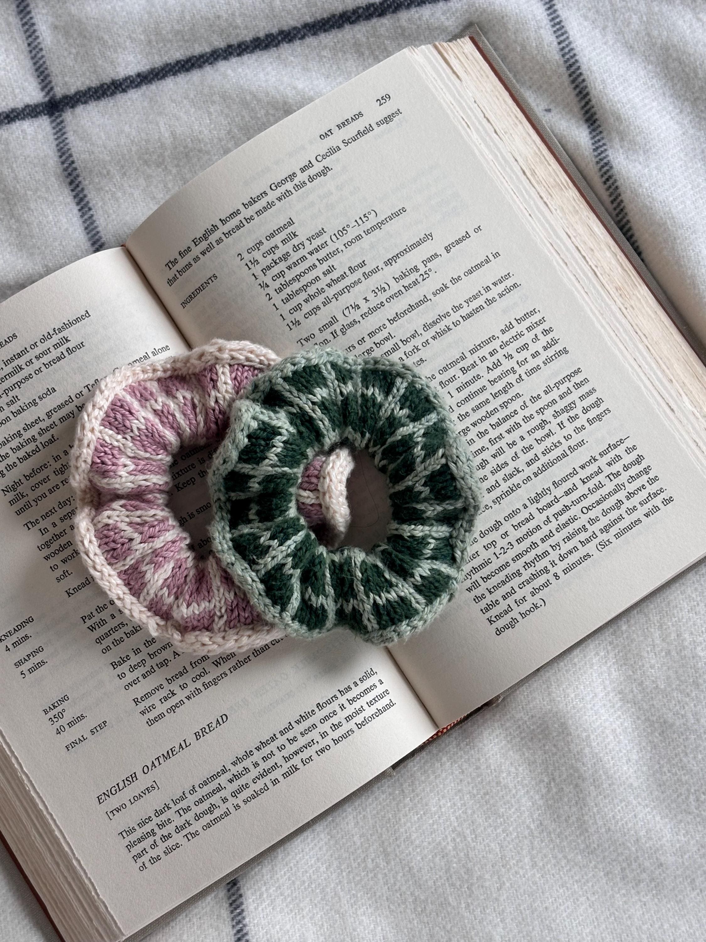 Window-pane Scrunchie PDF Knitting Pattern | Winona Scrunchie, Knit ...
