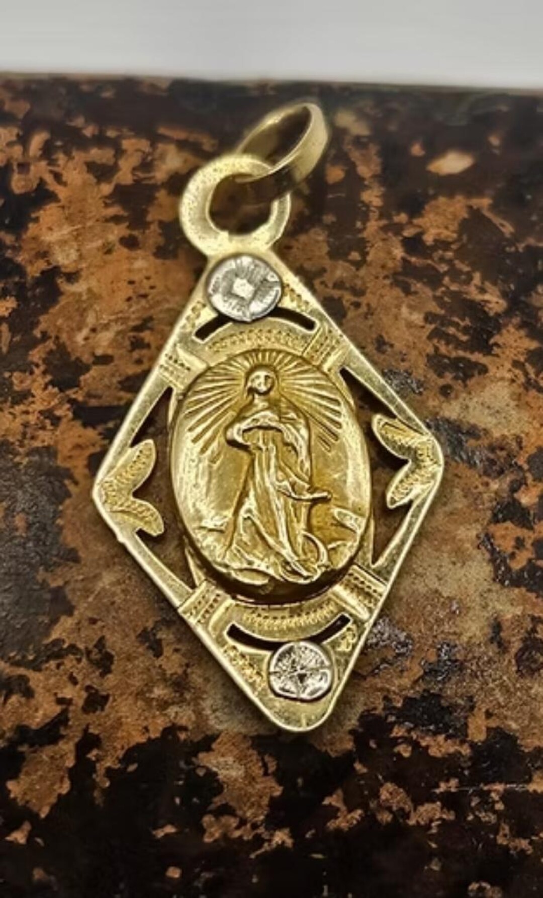 Antique Catholic 18ct Gold Mary Medalion - Etsy