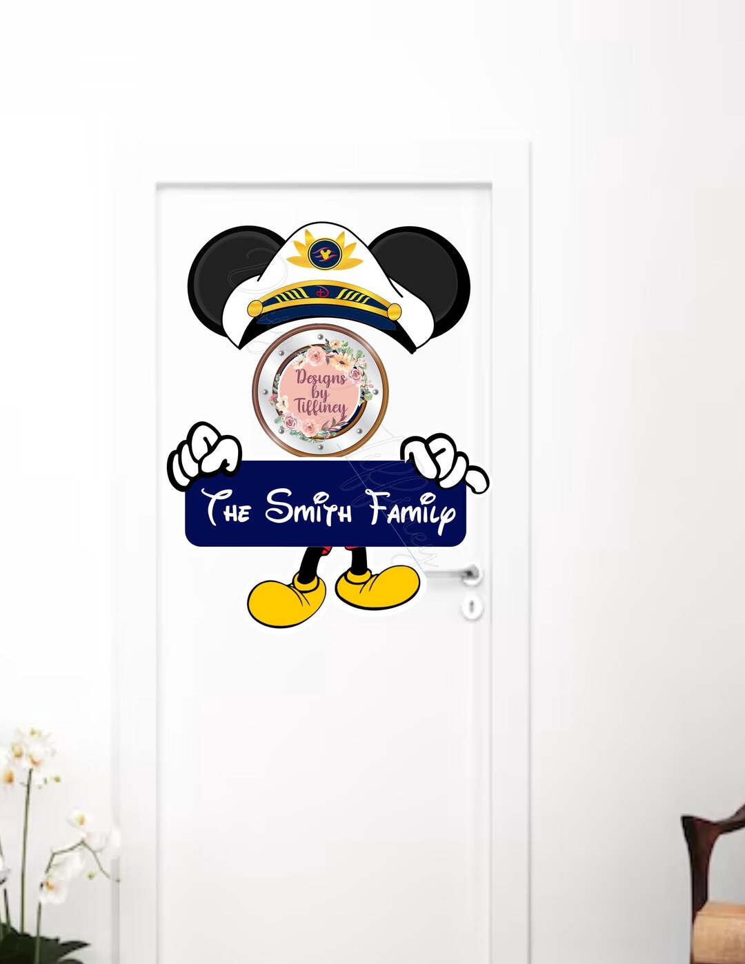 Custom Captain Mickey Holding Family Name Tag for Cruise Door Magnets ...