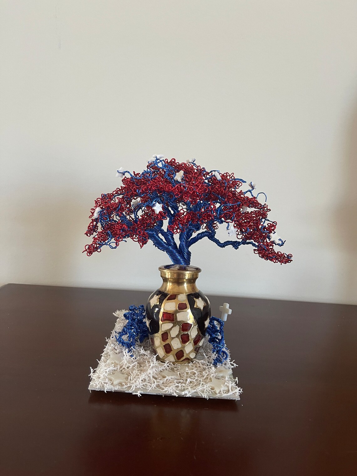 Patriotic Tree of Life With Stars and a Cross, Memorial Gift, Orb ...
