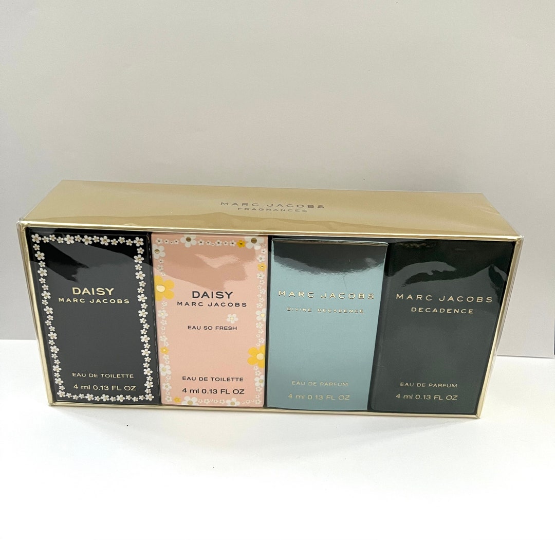 Marc Jacobs Fragrances Miniature Parfum 4ml.x4 Edtedp Set .vintage ...
