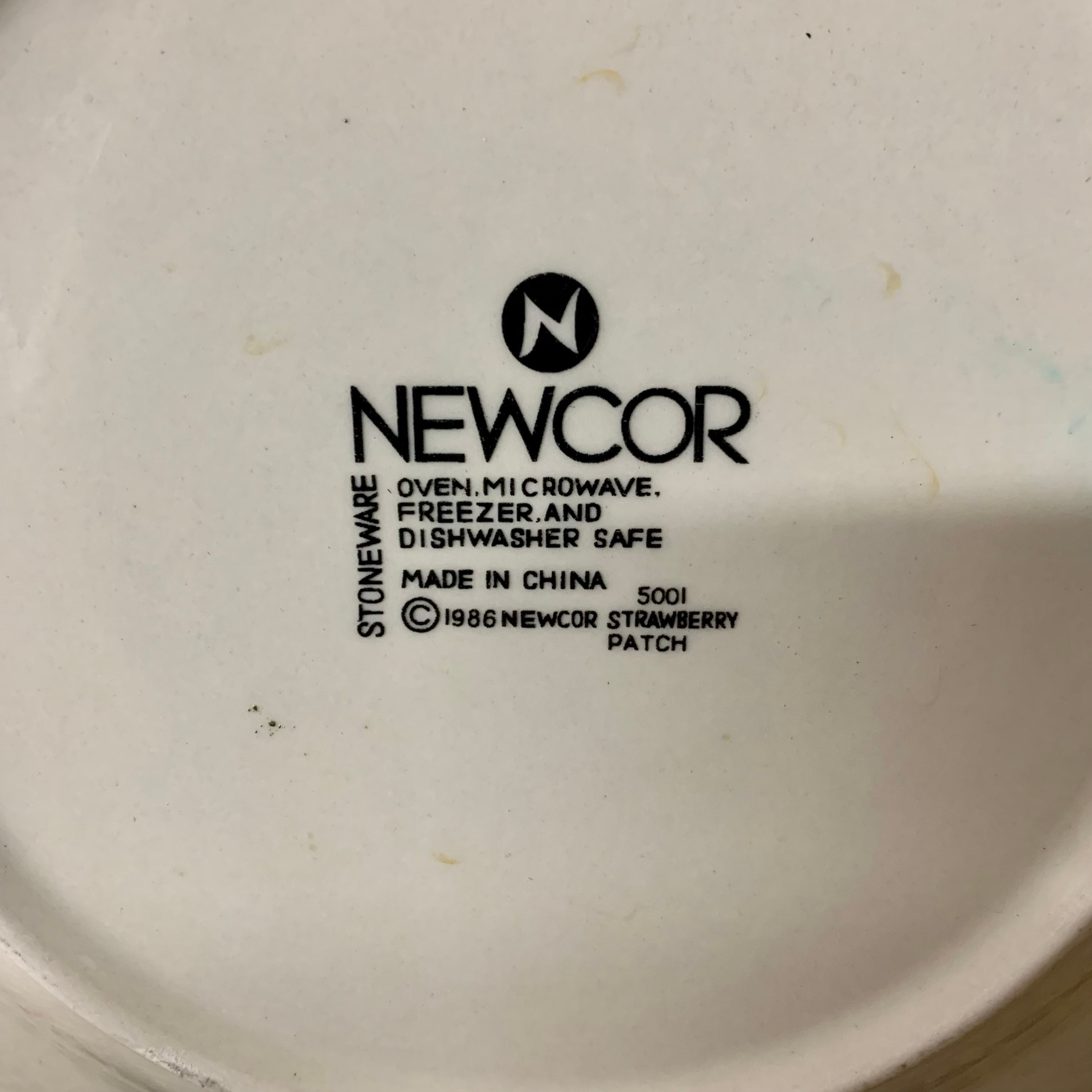 Set of 7 Newcor Stoneware Vintage Strawberry Salad Plates | Etsy