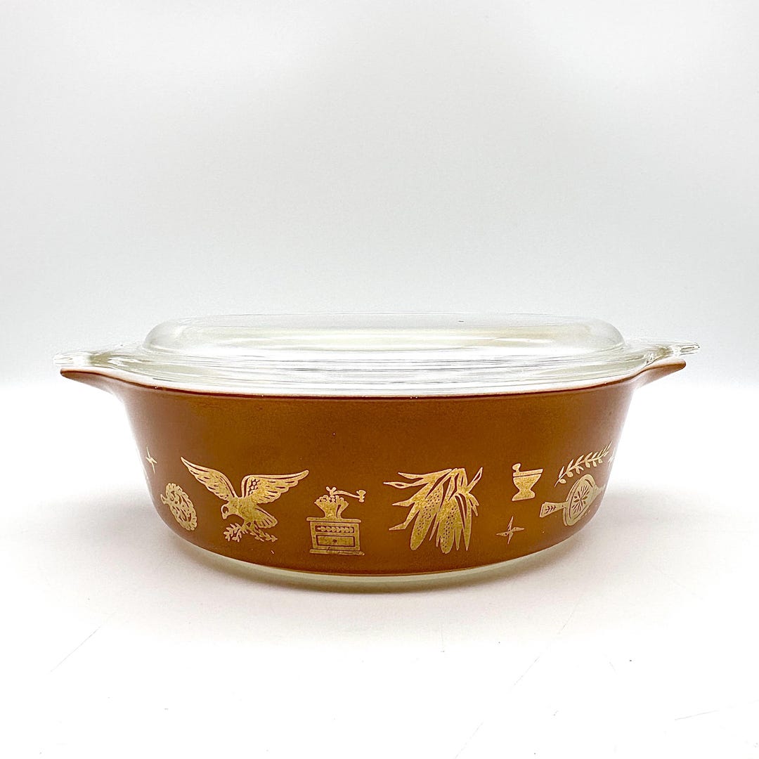 Pyrex 471 1-pint Early American Brown & Gold Round Casserole Dish With ...