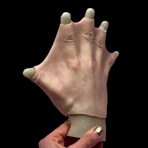 Ultra Realistic Webbed Silicone Hand Gloves: Mermaid Cosplay SFX - Etsy