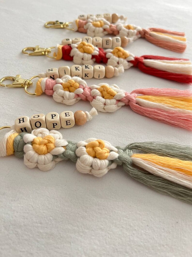 Flower Macrame Keychain Macrame Keychain for Wedding Guests - Etsy