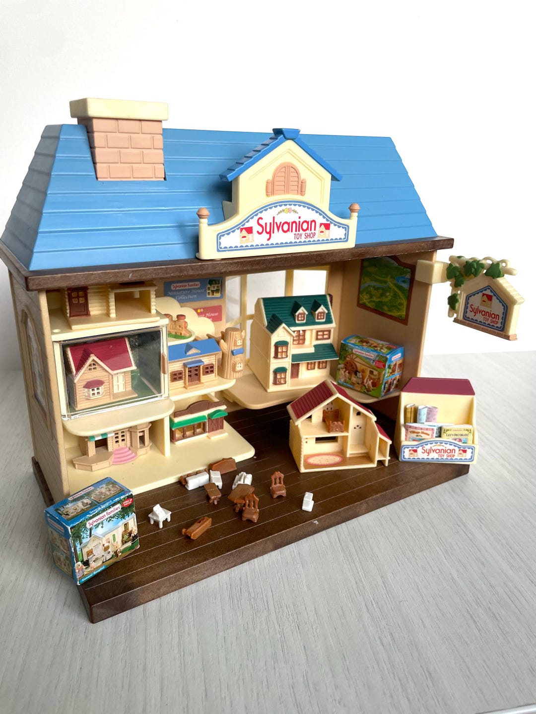 Calico Critters Miniature Houses Vintage Toy Shop: Complete & in ...