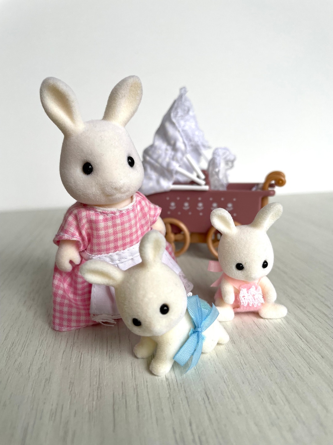 Calico Critters Vintage Snow Warren Rabbit Mom N Babies With Carriage ...
