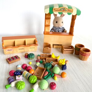 Vintage Calico Critters Vegetable Store Stall, Produce Stand With Some ...