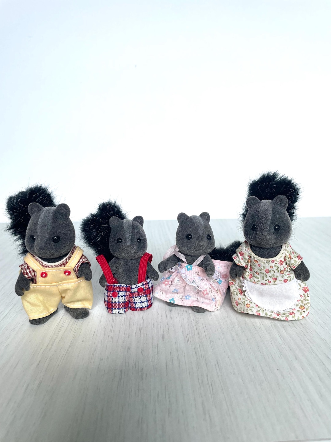 Sylvanian Families Vintage Skunk Family in Excellent Condition & in ...